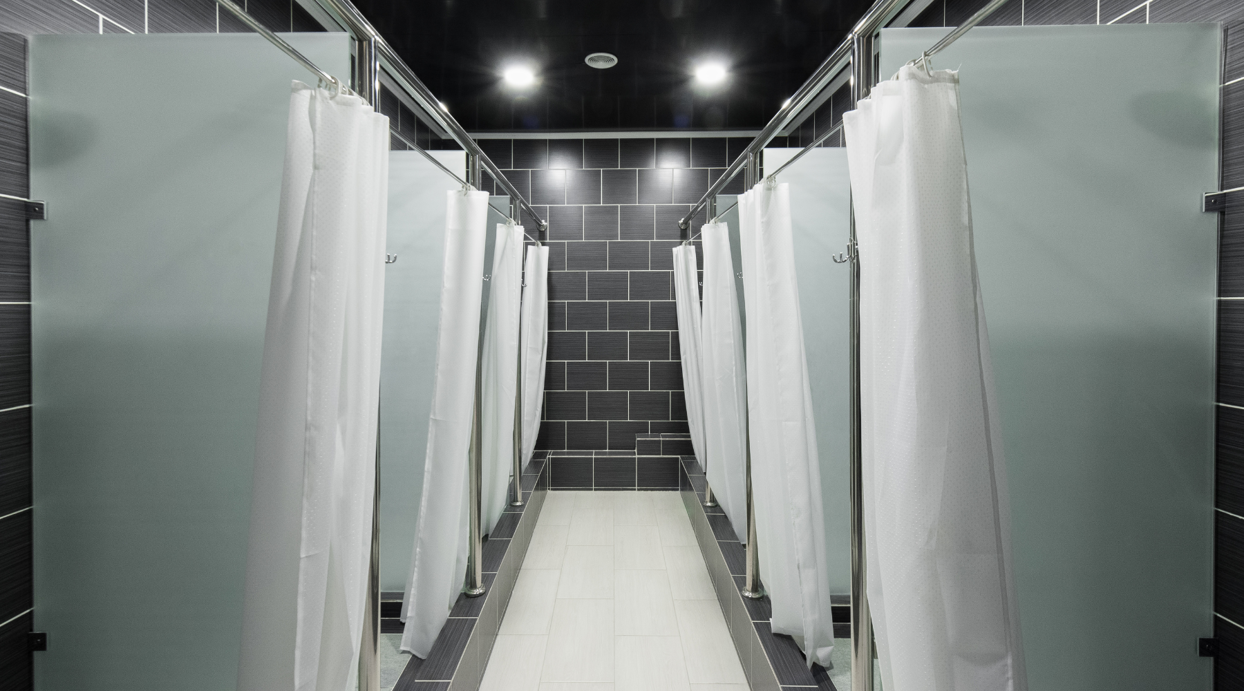 A Contractor's Guide to Selecting Commercial Gym Showers – King Supply ...